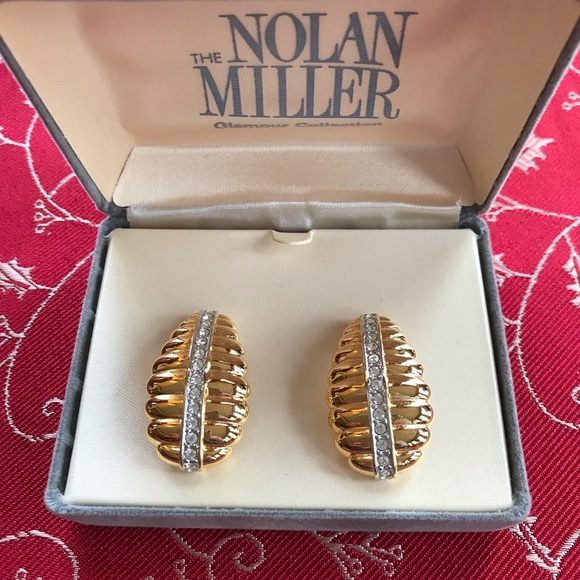 Nolan Miller | Jewelry | Vintage Nolan Miller Egyptian Style Earrings ...